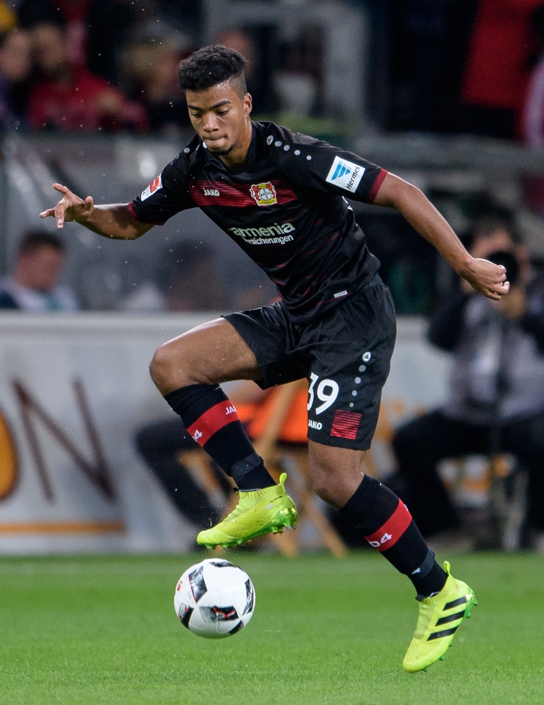 Bayer 04's Benjamin Henrichs looks to impress for Germany - Soccer News