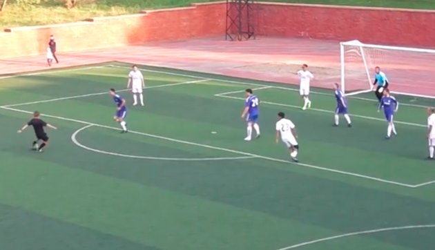 Retro Video: Referee Scores Screamer After Getting Bored During Match ...