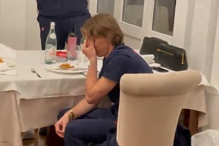 Croatia players give standing ovation to new most-capped player Luka ...