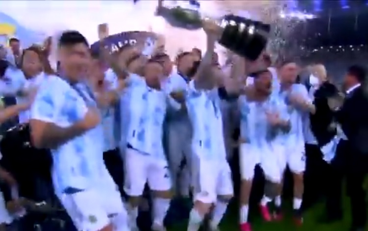 Lionel Messi lifts first international trophy as Argentina win Copa ...