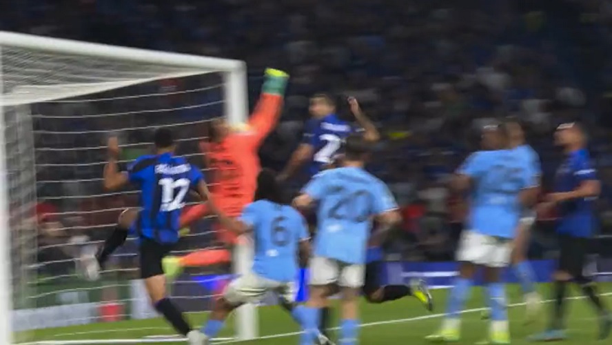 Ederson Moraes produces great saves to help Manchester City end ...