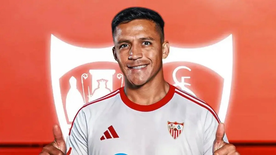 New signing Alexis Sanchez sends "hugs" to Sevilla supporters (Video ...